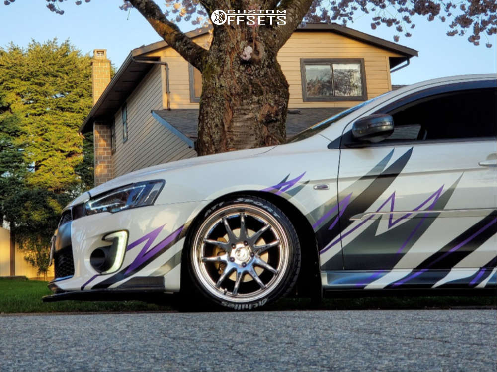 2017 Mitsubishi Lancer with 18x9.5 25 Aodhan Ds02 and 225/40R18 ...