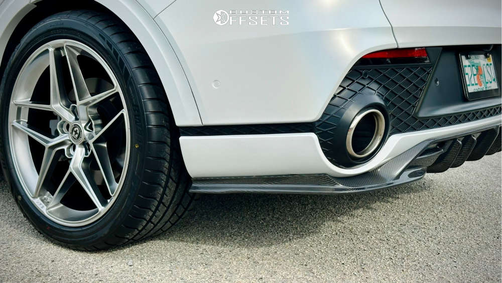 2022 Genesis GV70 with 21x9.5 35 HRE FlowForm Ff11 and 275/35R21 ...