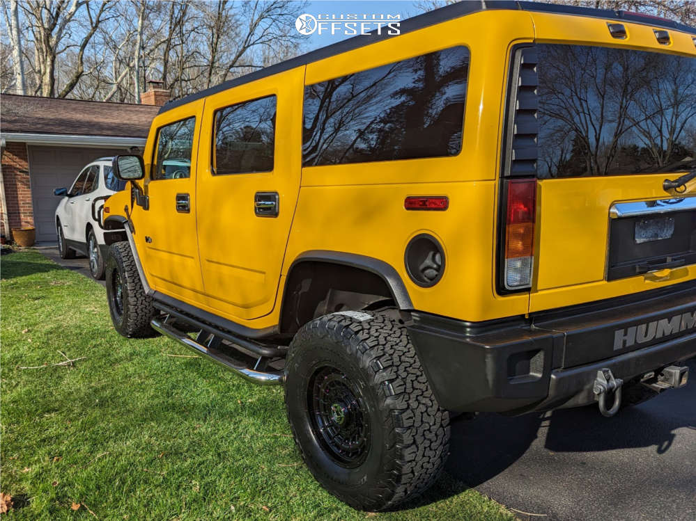 2003 Hummer H2 with 17x9 -12 Anthem Off-Road Viper and 315/70R17 ...
