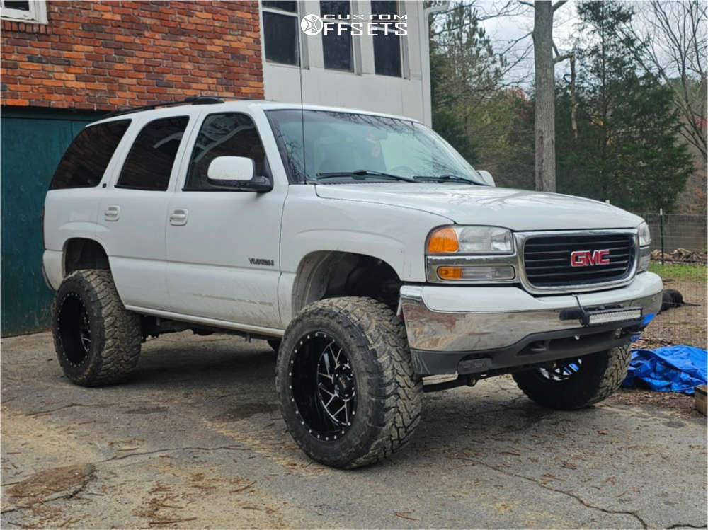 2000 GMC Yukon with 20x12 -44 Moto Metal Mo985 and 35/12.5R20 Toyo ...