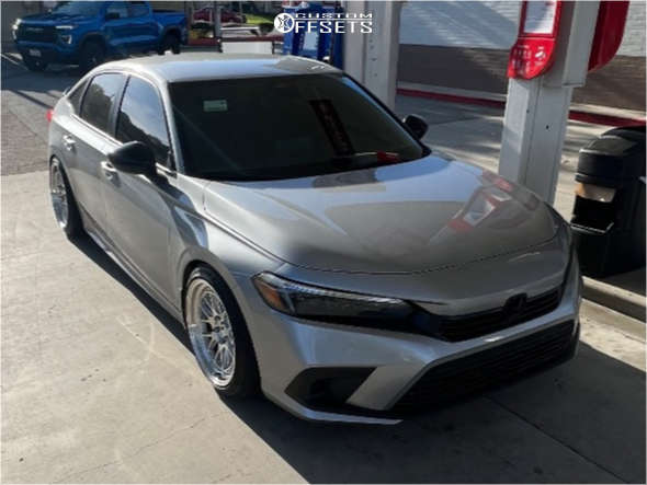 2024 Honda Civic with 18x9.5 30 Aodhan Ds06 and 225/40R18 Michelin Pilot Sport 4 S and Lowering ...