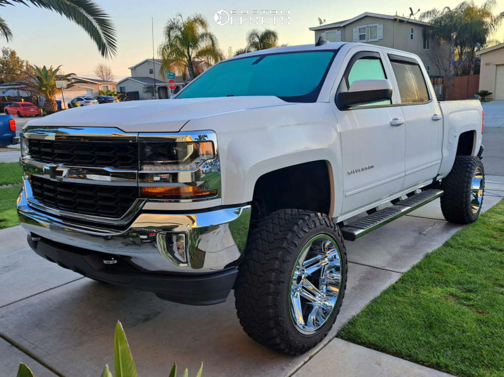 2018 Chevrolet Silverado 1500 with 22x12 -51 Vision Razor and 35/12 ...