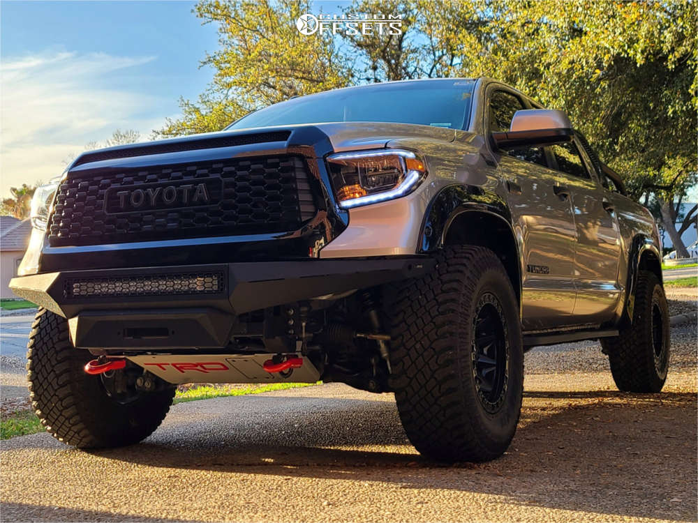 2016 Toyota Tundra with 17x9 -12 Fuel Covert and 35/12.5R17 Atturo ...