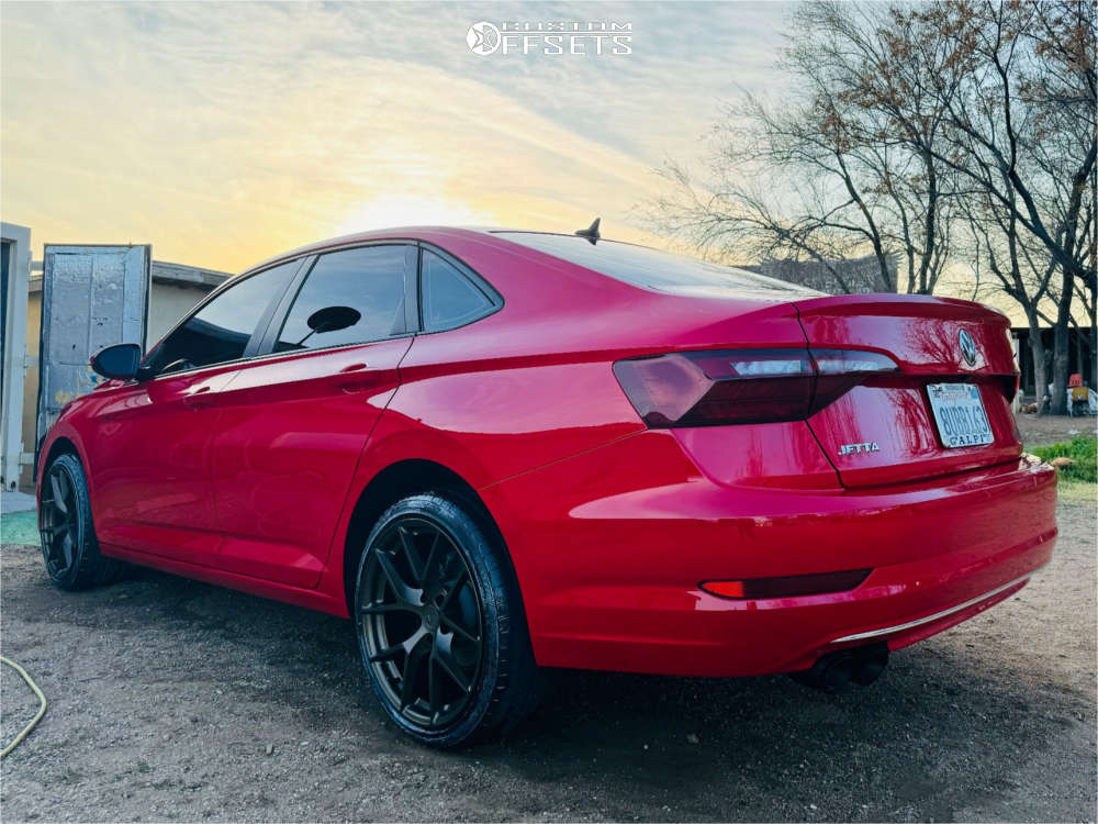 2020 Volkswagen Jetta with 18x8.5 35 Aodhan Aff7 and 225/40R18 Vercelli ...