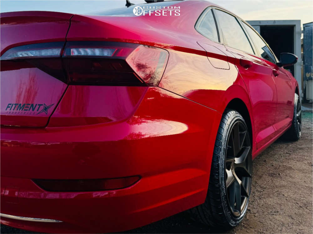 2020 Volkswagen Jetta with 18x8.5 35 Aodhan Aff7 and 225/40R18 Vercelli ...