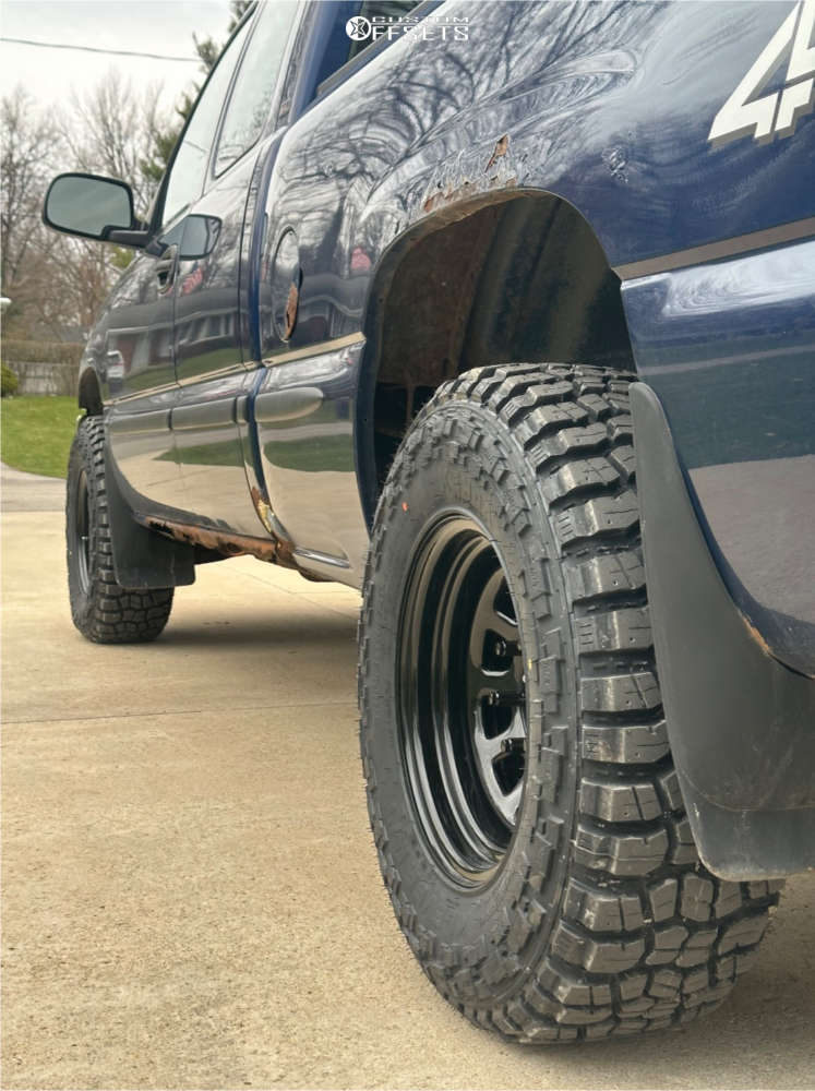 2002 GMC Sierra 1500 with 16x8 -12 Vision D Window and 265/75R16 Kenda ...