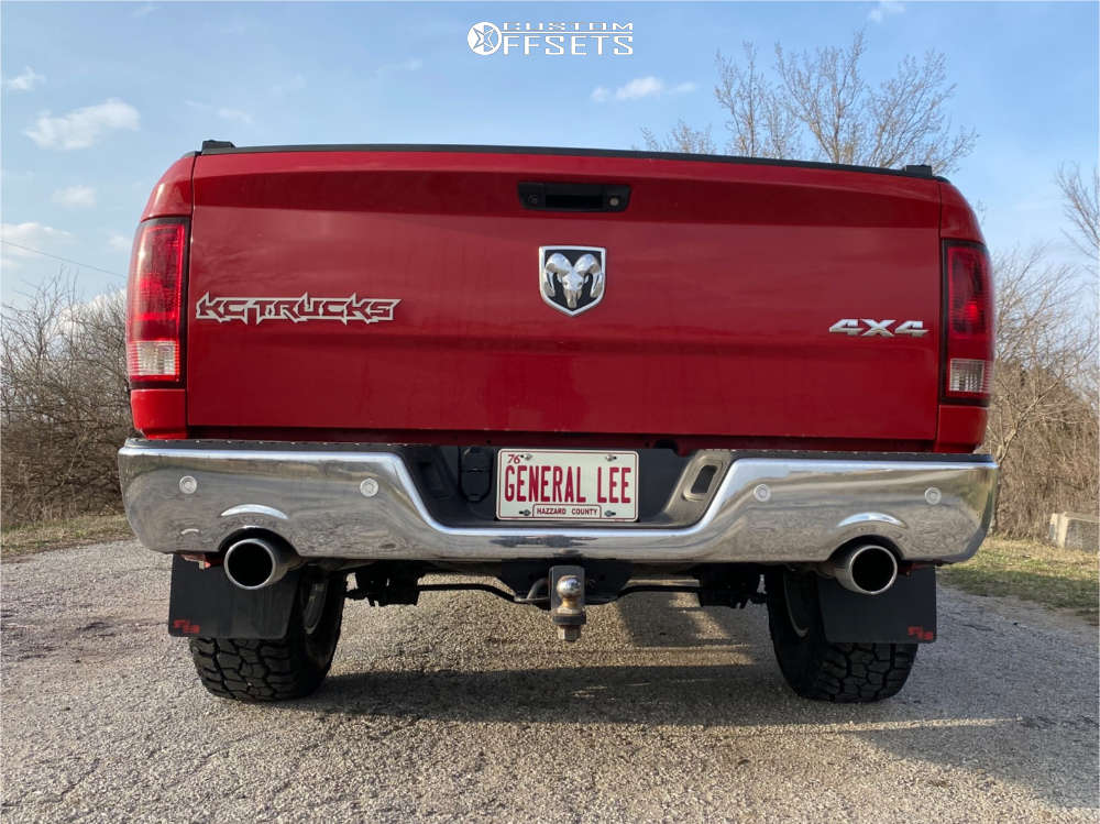 2017 Ram 1500 with 17x8.5 0 Method Mr321 and 315/70R17 Mickey Thompson ...