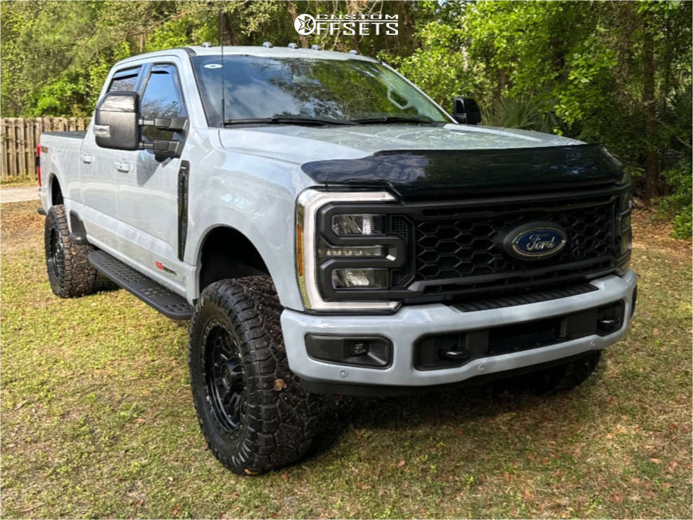 2024 Ford F-250 Super Duty with 20x9 1 Fuel Rincon and 35/12.5R20 Nitto ...
