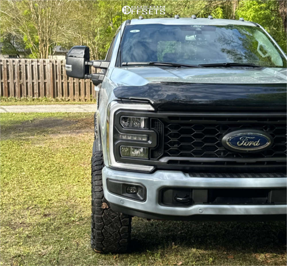 2024 Ford F-250 Super Duty with 20x9 1 Fuel Rincon and 35/12.5R20 Nitto ...