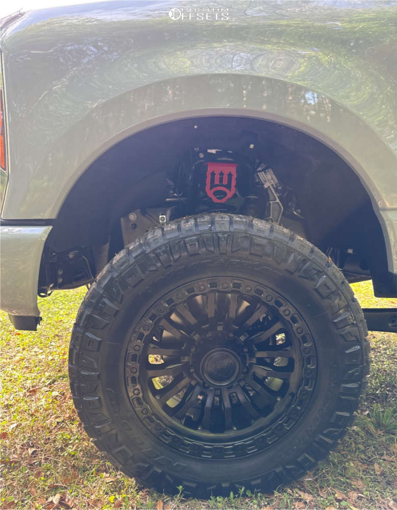 2024 Ford F-250 Super Duty with 20x9 1 Fuel Rincon and 35/12.5R20 Nitto ...