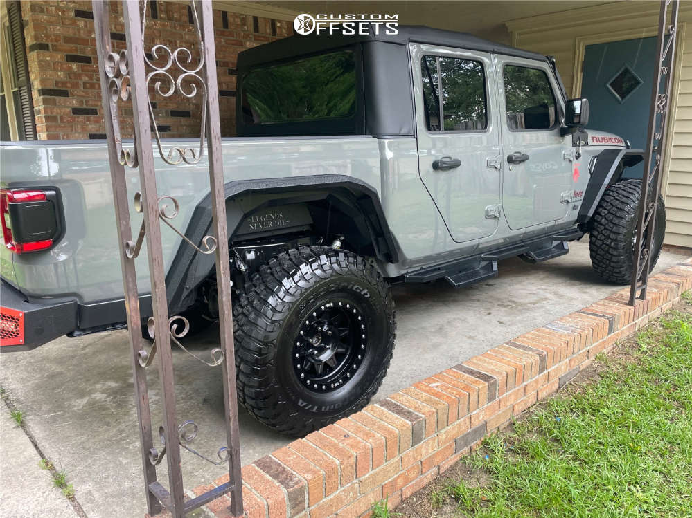 2023 Jeep Gladiator with 17x9 -14 Dirty Life Roadkill Race and 37/12 ...