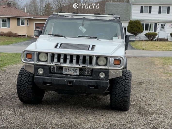 2003 Hummer H2 with 20x14 -76 Scorpion Sc10 and 35/13.5R20 Venom Power ...