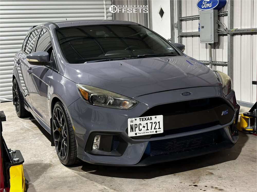 2016 Ford Focus with 18x8 40 Ravetti M8 and 235/40R18 Nitto Neo Gen and ...