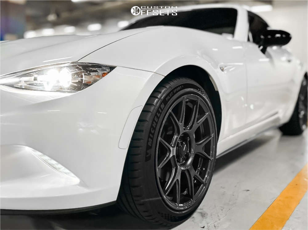 2023 Mazda MX-5 Miata with 17x8 45 Konig Ampliform and 215/45R17 ...