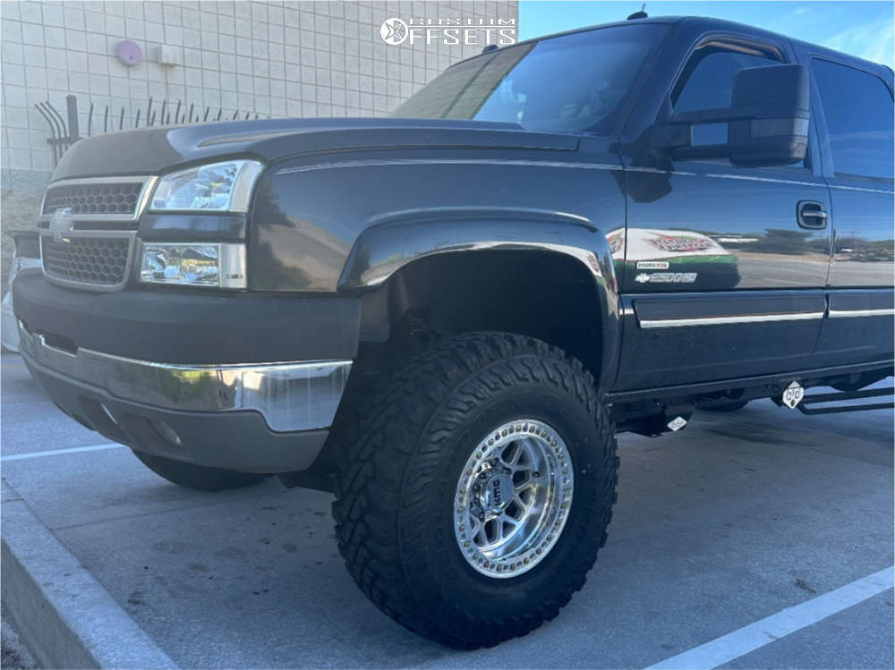 2005 Chevrolet Silverado 2500 HD with 17x9 -38 KMC Km235 and 37/12.5R17 ...