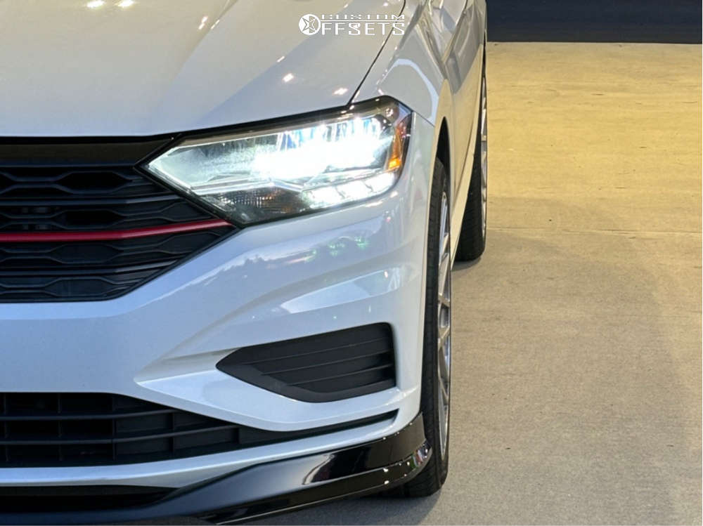 2019 Volkswagen Jetta with 18x8.5 45 Rotiform Blq and 245/40R18 ...