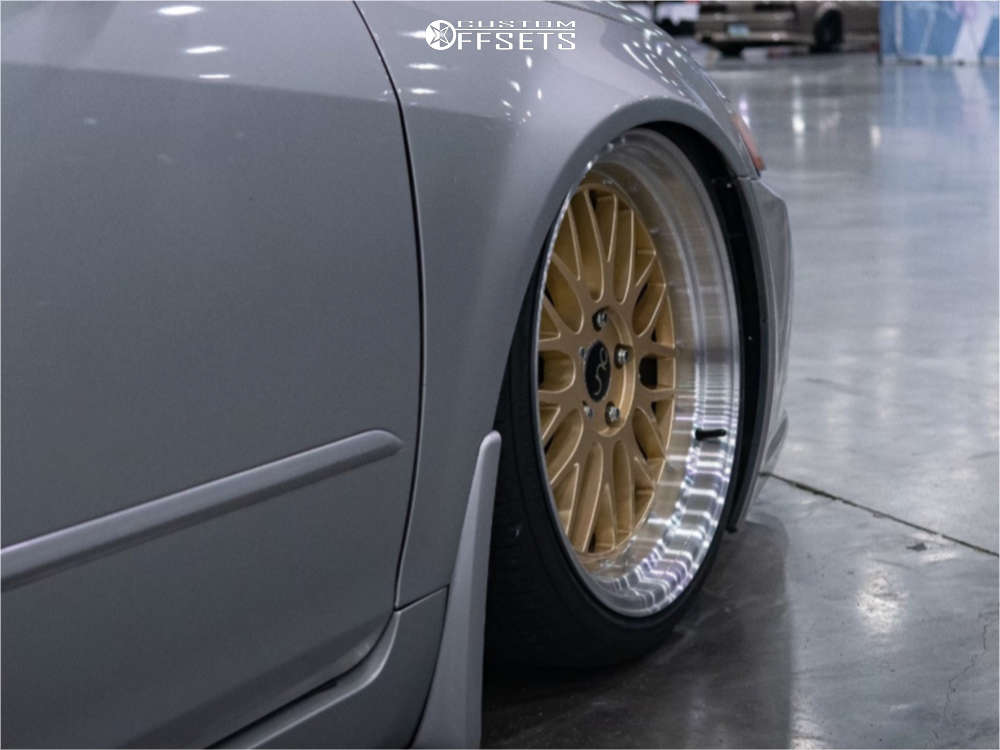 2005 Nissan Altima with 19x9.5 35 JNC Jnc005 and 235/35R19 Linglong ...