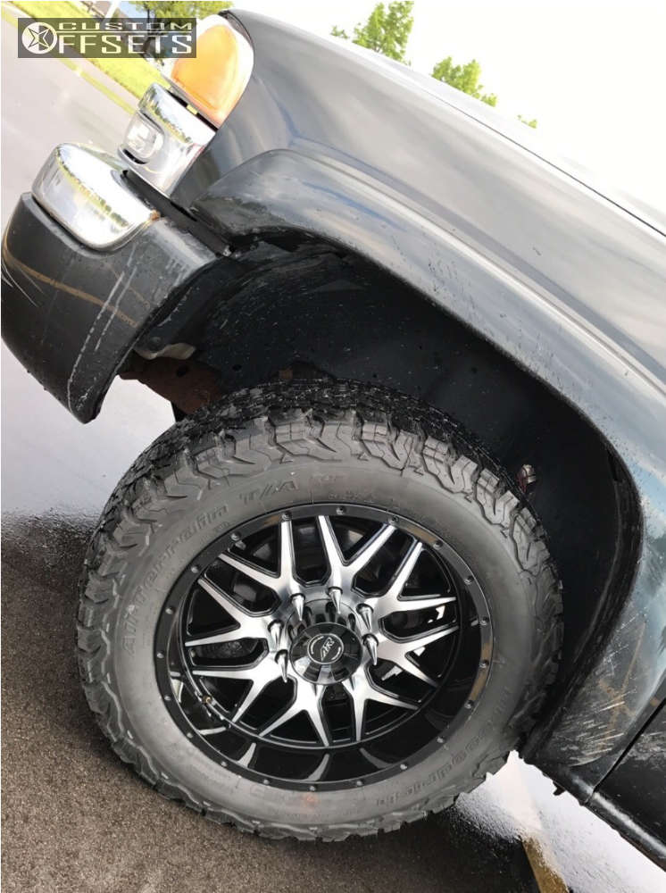 2003 GMC Sierra 1500 HD with 20x9 0 American Racing Ar910 and 275/55R20 ...