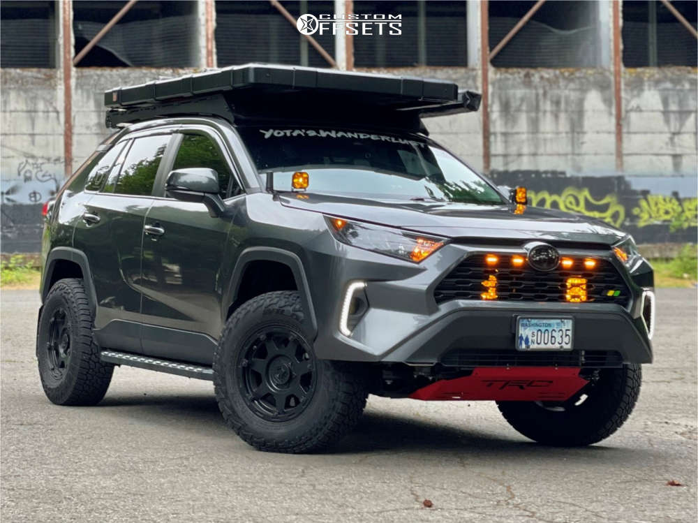 2020 Toyota RAV4 with 16x8 0 Gear Off-Road Barricade and 255/70R16 ...