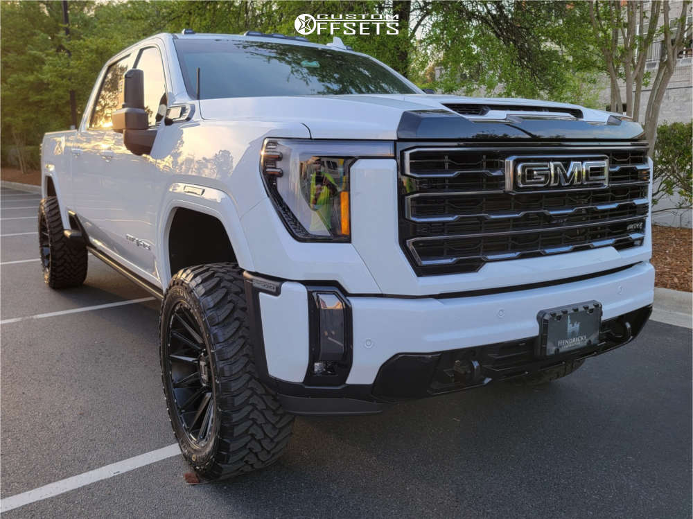 2024 GMC Sierra 2500 HD with 22x10 -25 Hostile Typhoon and 35/12.5R22 ...