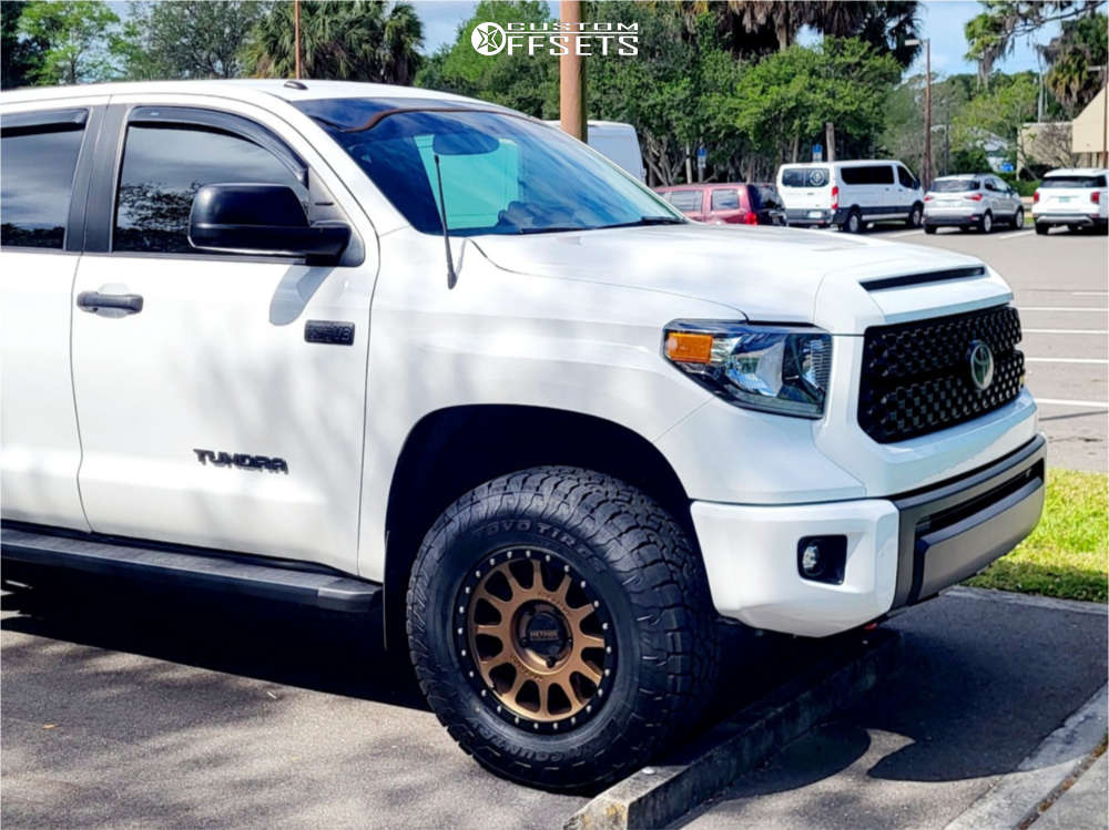 2018 Toyota Tundra with 18x9 25 Method MR305 and 285/70R18 Toyo Tires ...
