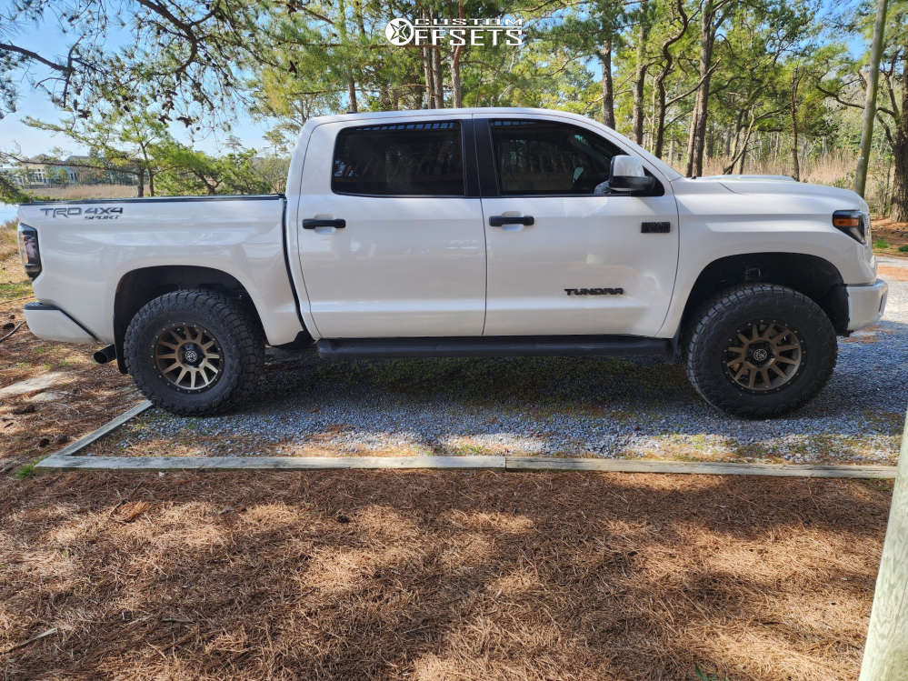 2021 Toyota Tundra with 18x9 25 Icon Alloys Compression and 35/12.5R18 ...