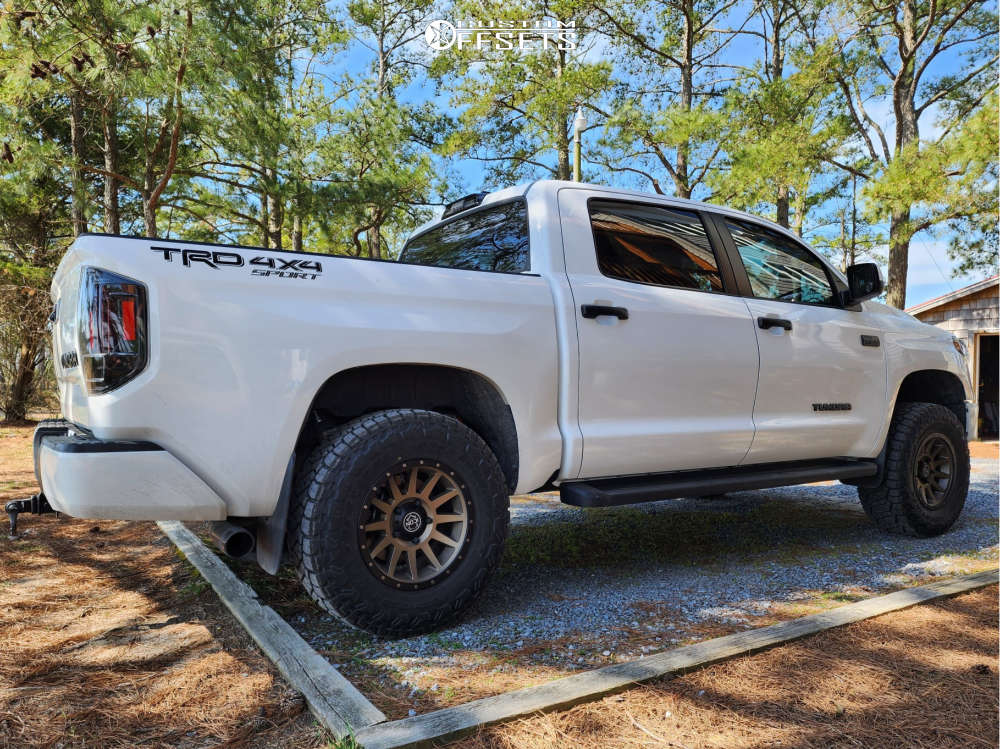 2021 Toyota Tundra with 18x9 25 Icon Alloys Compression and 35/12.5R18 ...