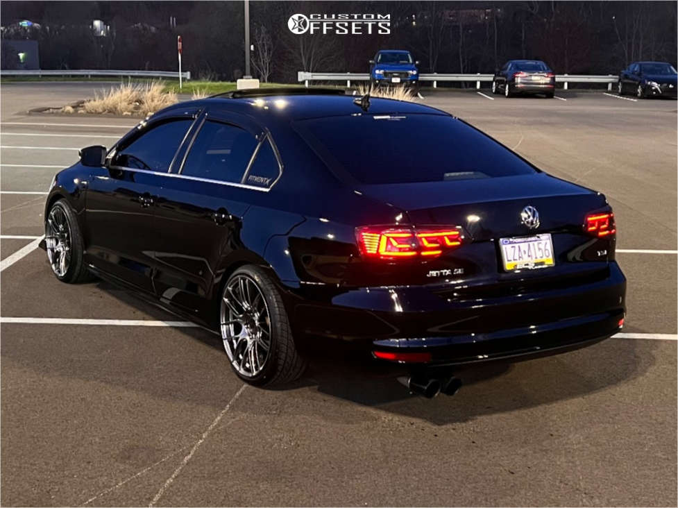 2017 Volkswagen Jetta with 18x8.5 35 Aodhan Ah-x and 215/35R18 Vercelli ...