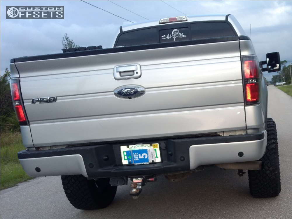 2011 Ford F-150 with 20x10 -24 American Truxx Vortex and 33/12.5R20 ...