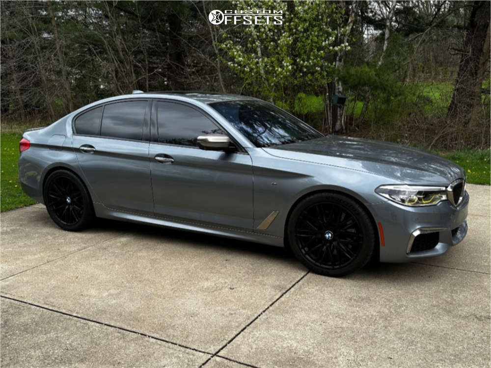 2018 BMW M550i XDrive with 20x9 35 Drag Dr77 and 275/35R20 Michelin ...