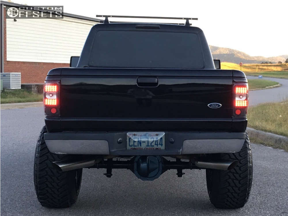 2004 Ford Ranger with 20x14 -76 Fuel Hostage and 33/12.5R20 Atturo ...
