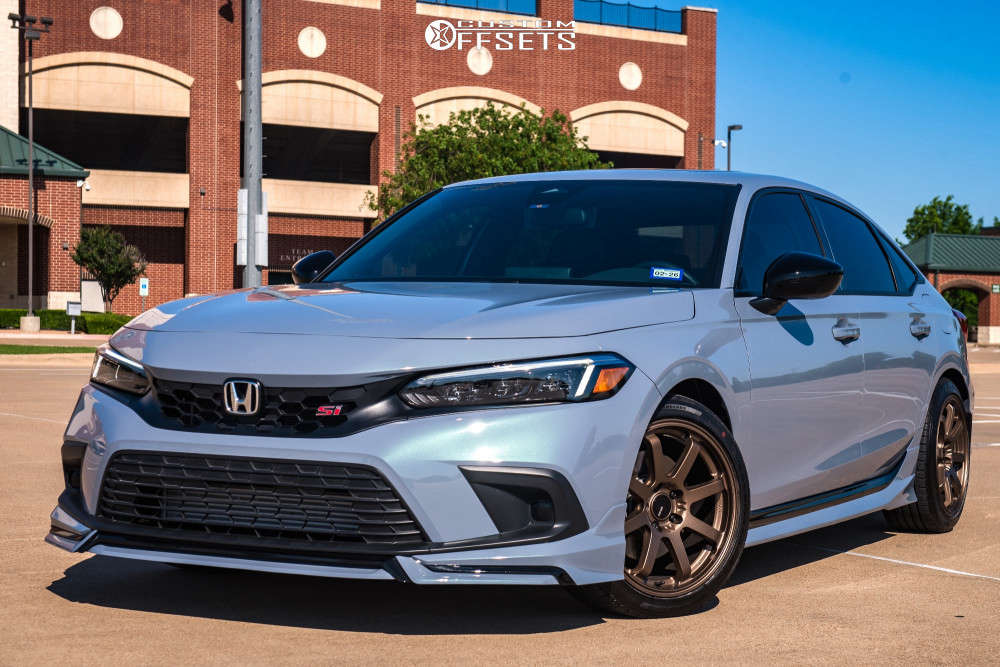 2024 Honda Civic with 18x8.5 38 Enkei Vanquish and 235/40R18 Goodyear ...