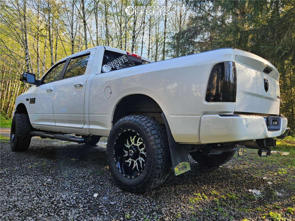 2017 Ram 2500 with 20x10 -25 TIS 544mb and 35/12.5R20 Versatyre Rugged ...