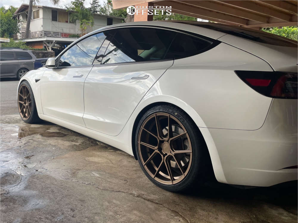 2023 Tesla 3 with 20x9 25 Ferrada F8-fr8 and 235/35R20 Falken Azenis ...