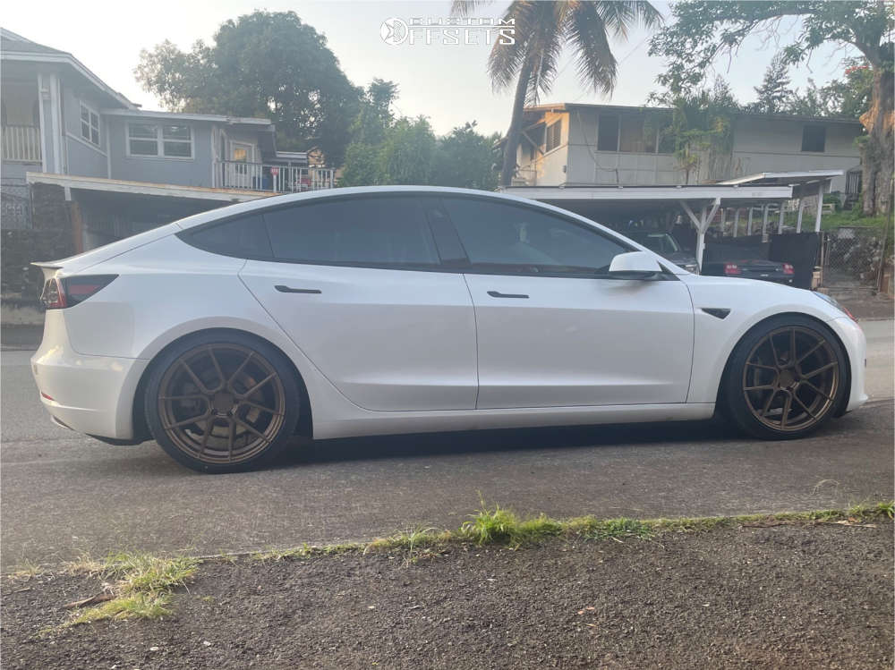 2023 Tesla 3 with 20x9 25 Ferrada F8-fr8 and 235/35R20 Falken Azenis ...