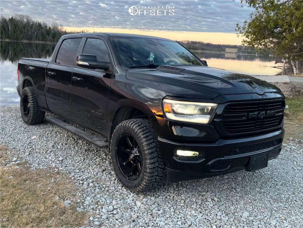 2019 Ram 1500 with 20x10 -18 Fuel Coupler and 33/12.5R20 Radar Renegade ...