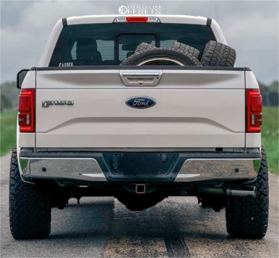 2015 Ford F-150 with 20x10 -18 Hd Luxxx LHD28 and 33/12.5R20 Venom Power Terra Hunter X/T and ...
