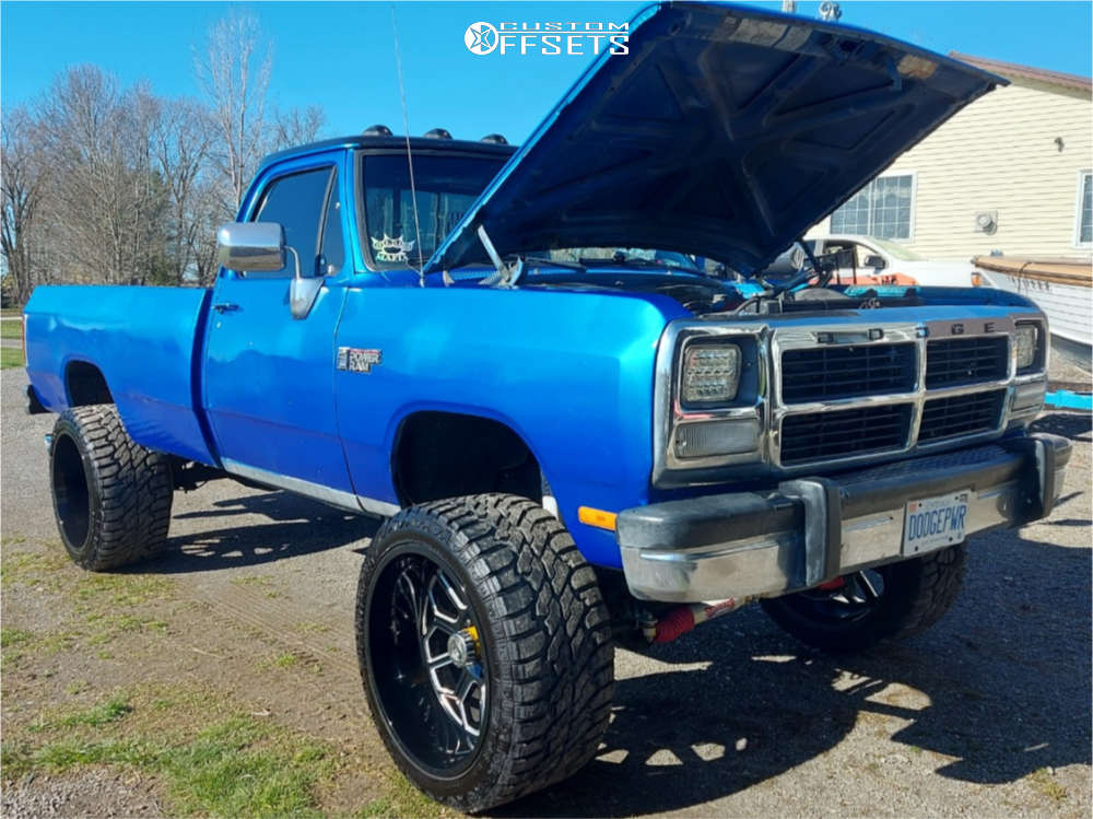 1992 Dodge W250 with 24x14 -76 Cali Offroad Auburn and 35/14.5R24 ...
