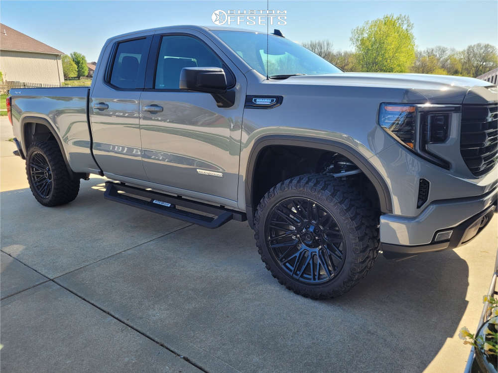 2024 GMC Sierra 1500 with 22x10 -19 Gear Off-Road Edge and 33/12.5R22 ...