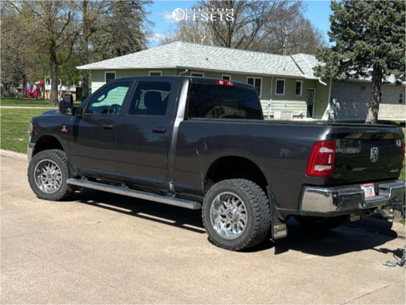 2023 Ram 2500 with 20x10 -25 TIS 544c and 33/12.5R20 Versatyre Rugged ...