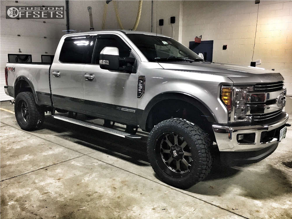 2017 Ford F-250 Super Duty with 22x10 -18 XD XD825 and 35/12.5R22 Toyo ...