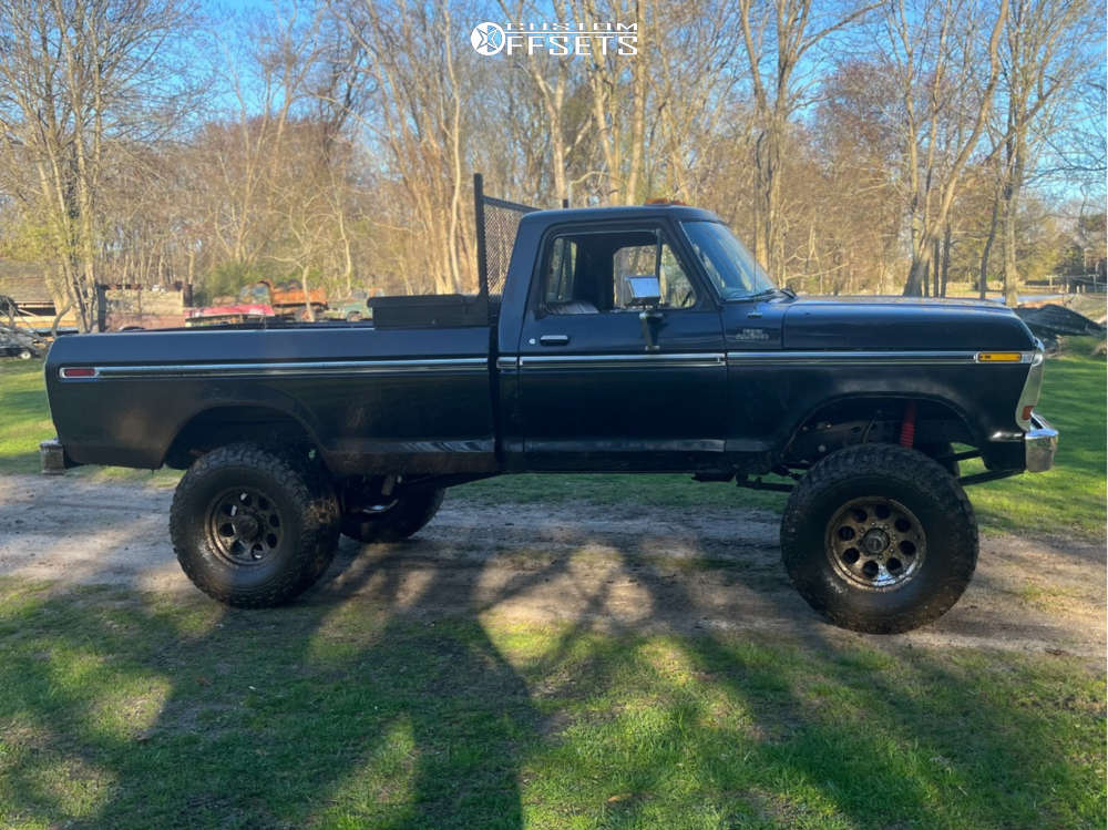 1979 Ford F-250 with 17x9 0 Mickey Thompson Classic Iii and 37/13.5R17 ...