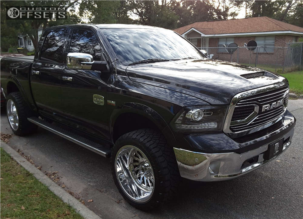 2017 Ram 1500 with 22x12 -51 Fuel Forged Ff30 and 33/12.5R22 Nitto ...