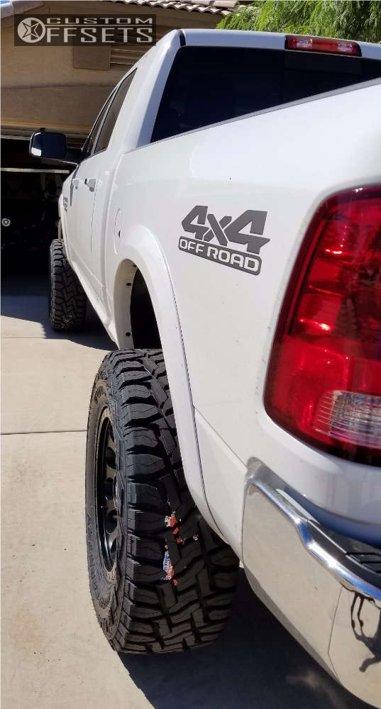 2017 Ram 2500 with 20x10 -18 Fuel Vector and 37/13.5R20 Toyo Tires Open ...