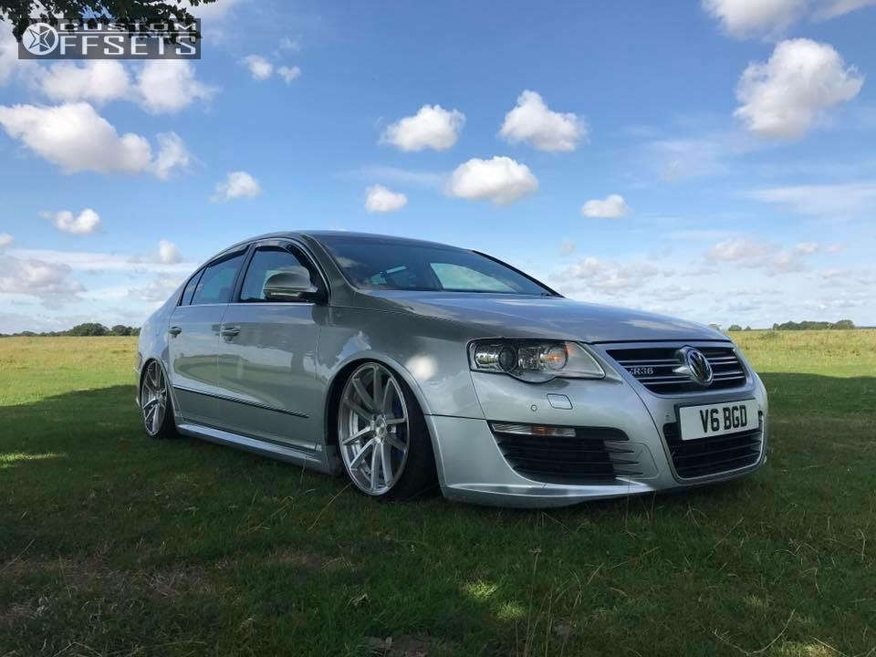 2009 Volkswagen Passat with 19x8.5 45 Rotiform Spf and 245/35R19 ...