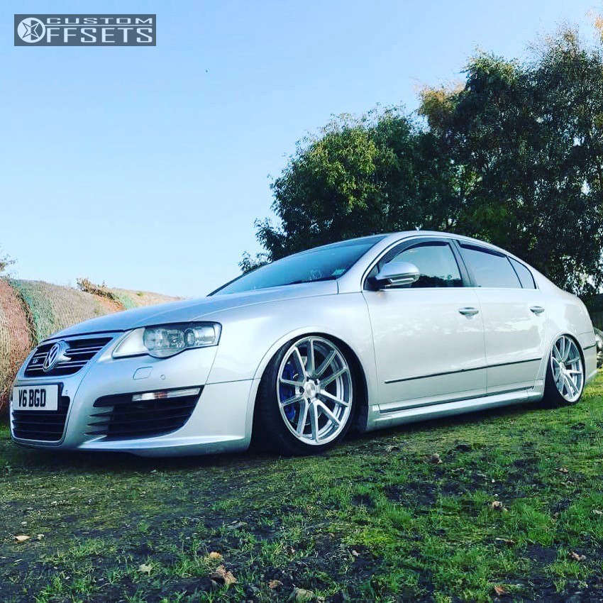 2009 Volkswagen Passat with 19x8.5 45 Rotiform Spf and 245/35R19 ...