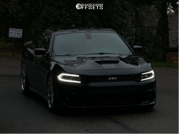 2019 Dodge Charger with 20x9 15 Ferrada Fr2 and 245/45R20 Pirelli PZERO ...