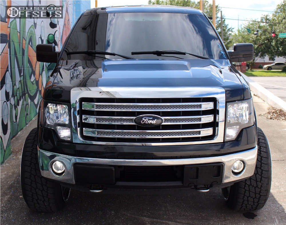 2013 Ford F-150 with 24x14 -76 Fuel Forged Ffc39 and 305/35R24 Nitto ...