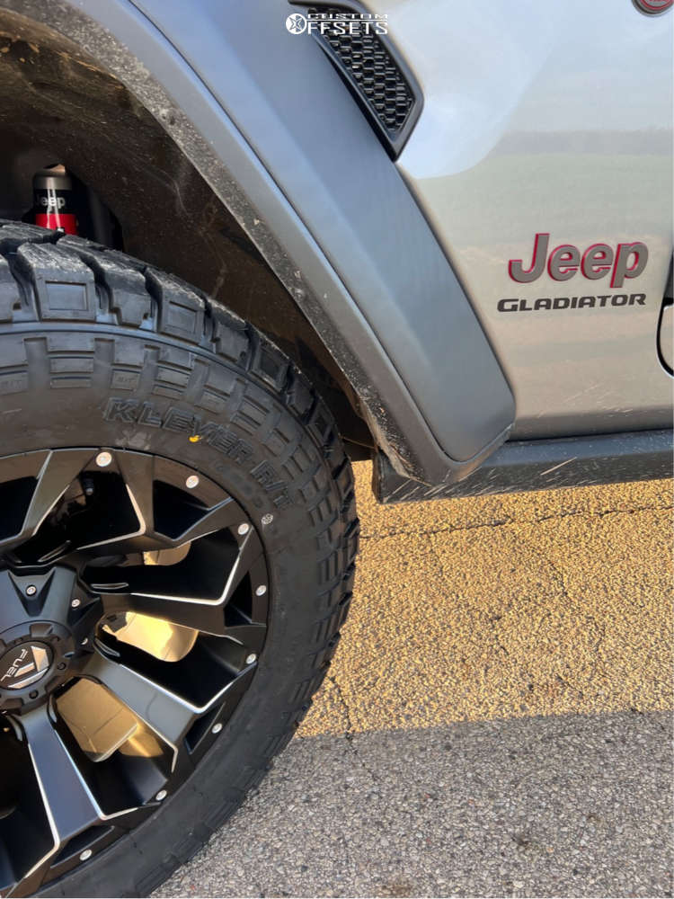 2020 Jeep Gladiator with 20x10 -18 Fuel Assault and 35/12.5R20 Kenda ...