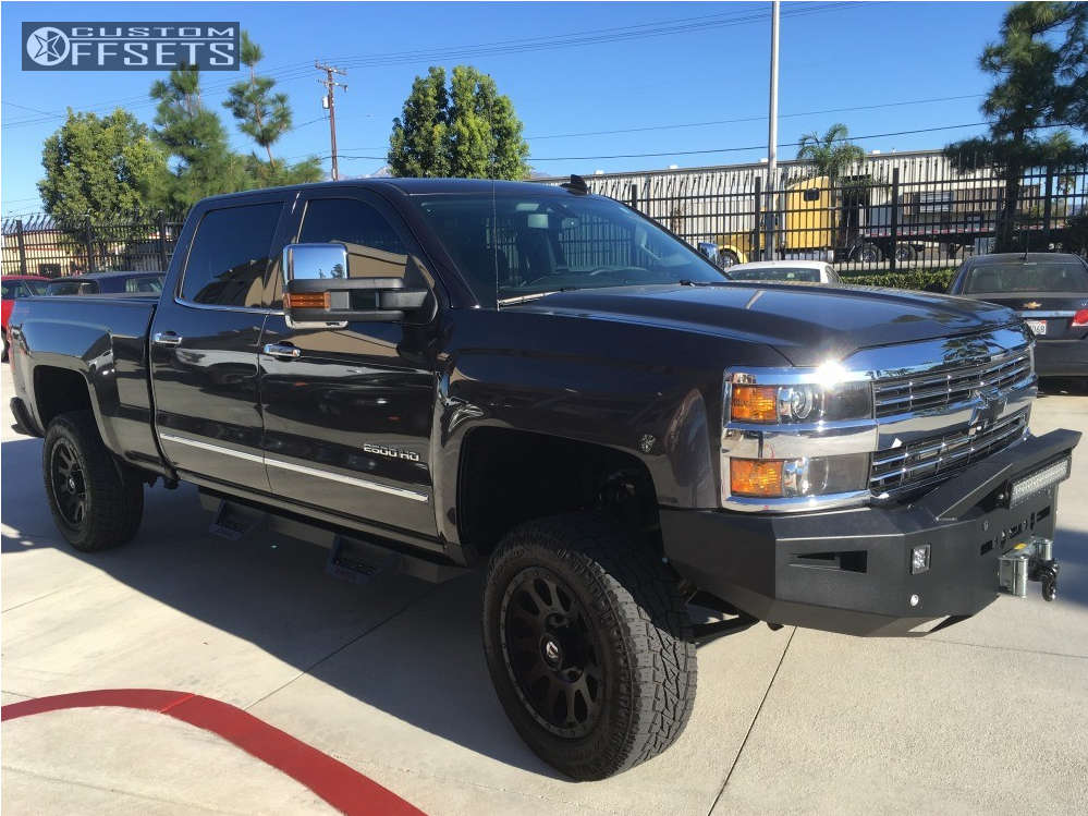 2016 Chevrolet Silverado 2500 HD with 20x9 20 Fuel Vector and 275/60R20 ...